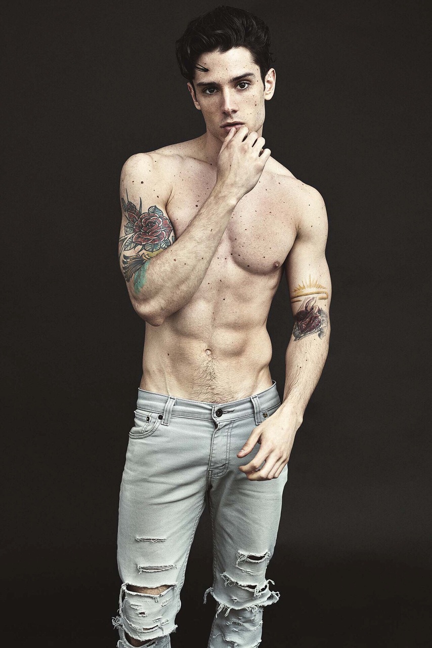 Diego Barrueco นายแบบเพลย์บอยสเปนสุด Hot ป้าเผือกบันเทิง ทุกข่าวสารความบันเทิงคือเรื่องของเรา
