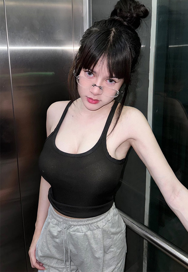 เปิดวาร์ป ไอรีส ขี้อ้อน คลิปหลุดความ น่ารัก สวย แซ่บ เซ็กซี่ หุ่นดี ตัวเล็กโดนใจ