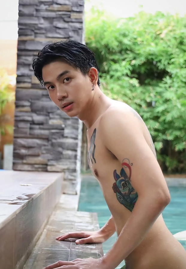 Jammy Jam เปิดวาร์ปนายแบบหล่อ หุ่นแซ่บ พกกล้วยใหญ่งัดถ่ายแบบ