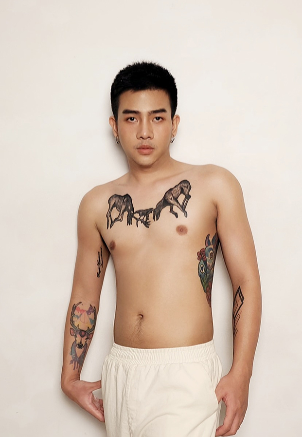 Jammy Jam เปิดวาร์ปนายแบบหล่อ หุ่นแซ่บ พกกล้วยใหญ่งัดถ่ายแบบ