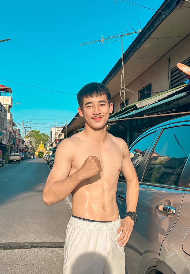 Pumin Tiyanan เปิดวาร์ปหนุ่มหล่อไทบ้าน หุ่นแซ่บ พกของใหญ่มาก